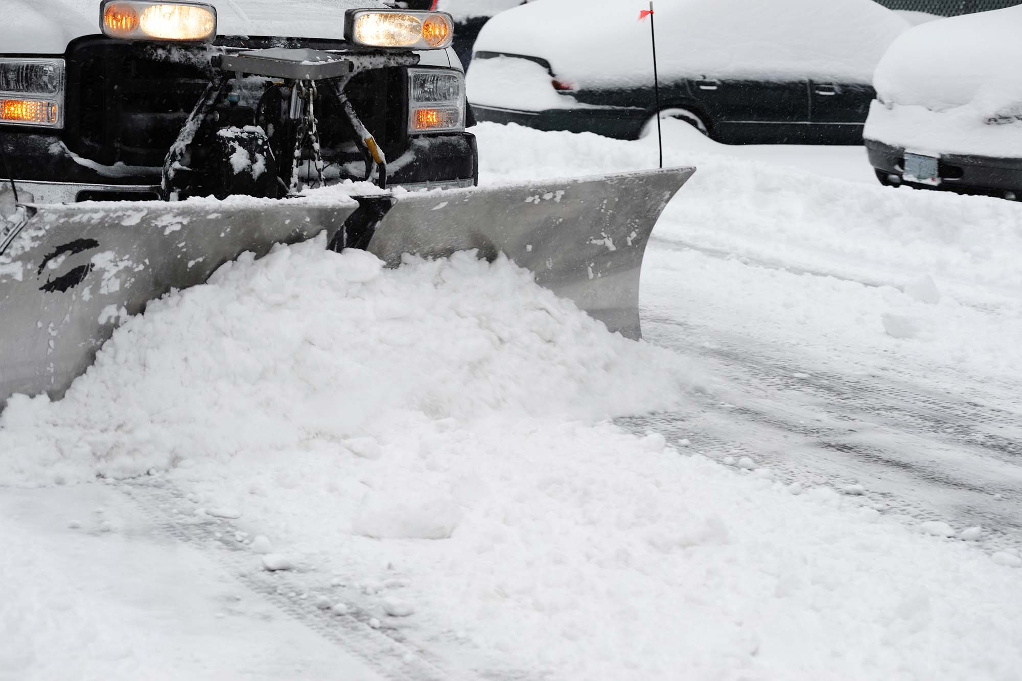 What are Snow Squalls? - The Weather Station Experts